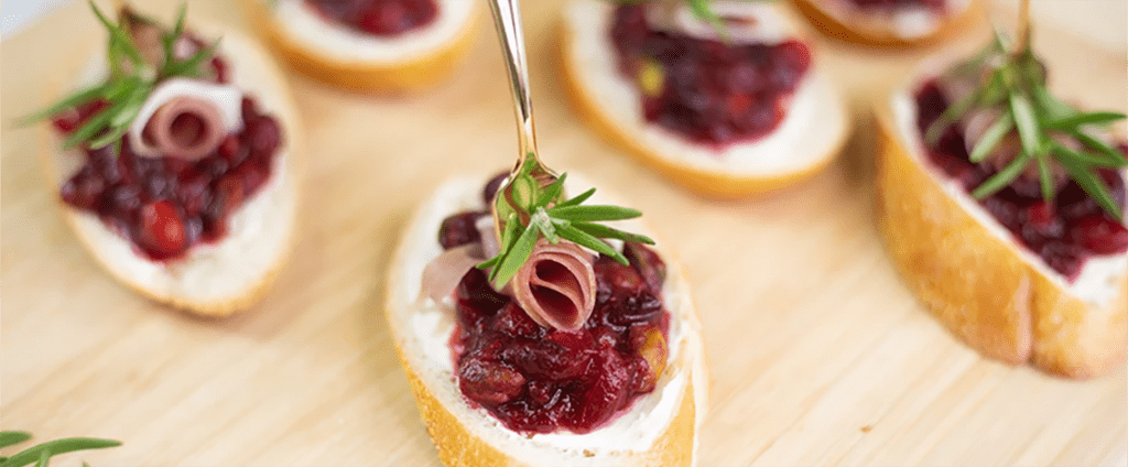 Cranberry Sweet Tea Toast Points Recipe - Milo's Tea Company, Inc.